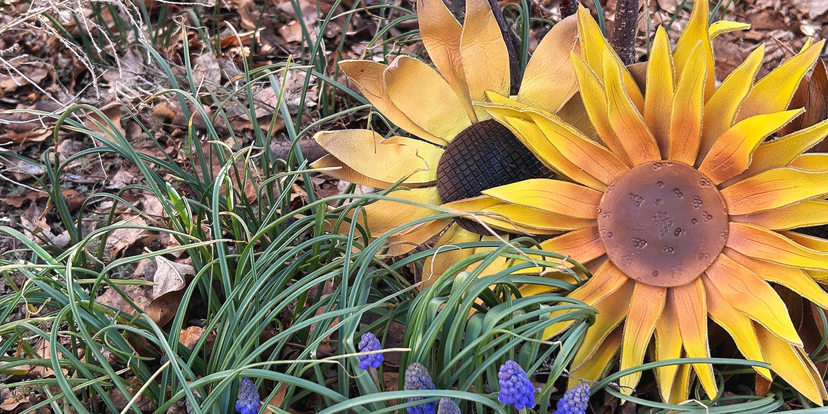Crafting for Mother's Day: Leather Sunflowers & No-Sew Clutch — Tandy ...