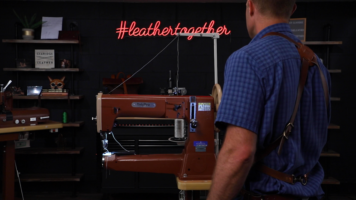 How to thread the TandyPro® by Leather Machine Co. Class 4 Dream Machi ...