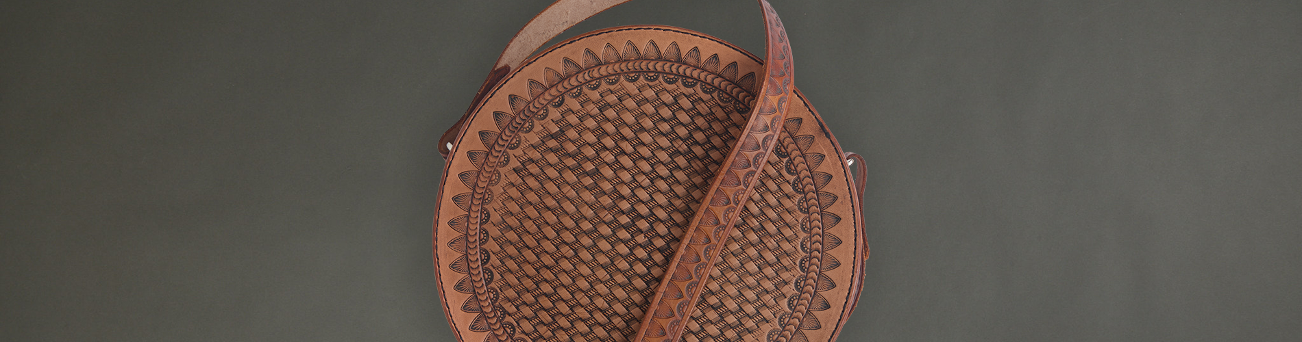 Gift Idea: Circle Crossbody Kit Remix by BL Leatherworks — Tandy ...