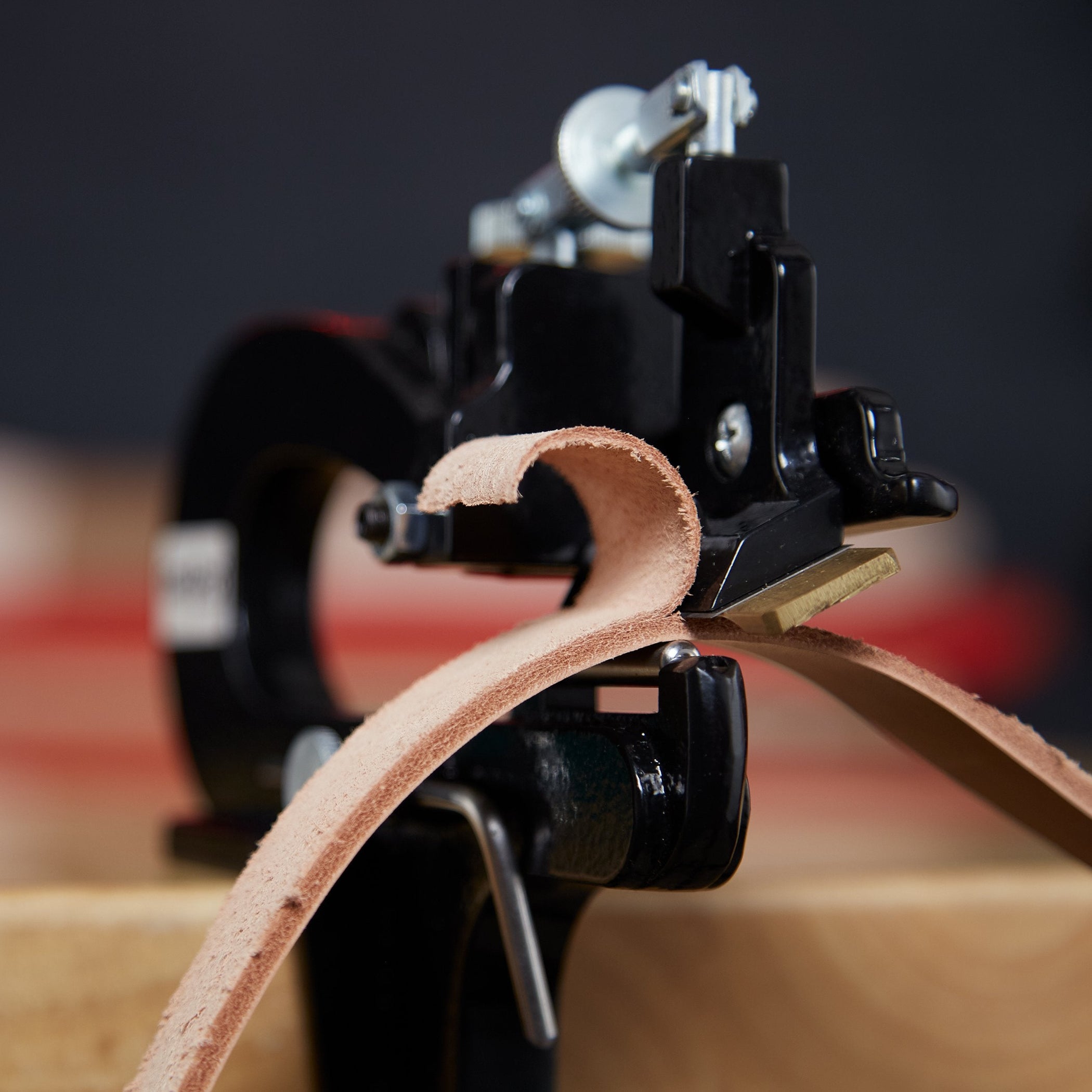 TandyPro® Skiving Machine | Tandy Leather — Tandy Leather, Inc.