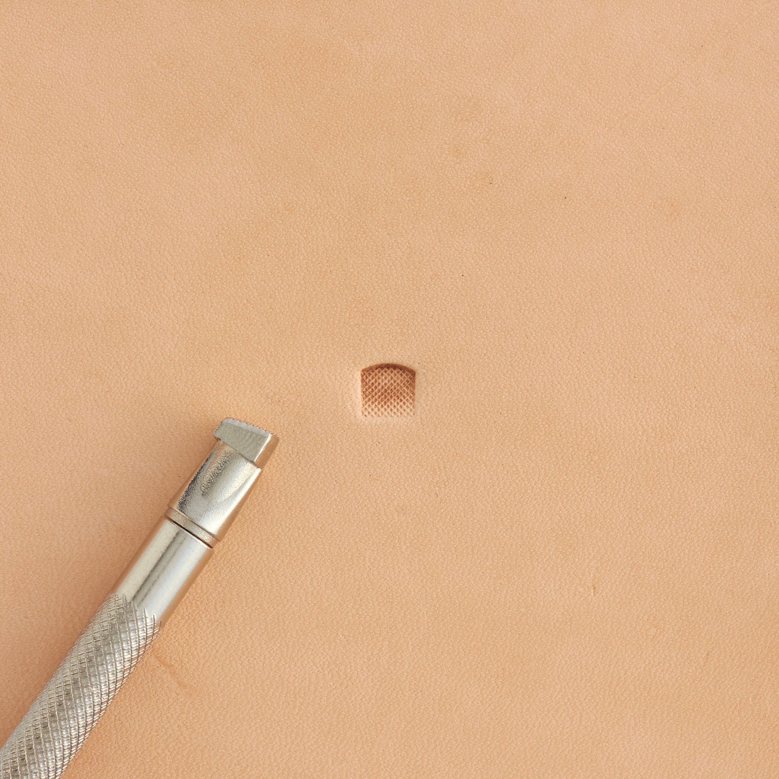 Craftool® Checked Beveler Stamp — Tandy Leather, Inc.