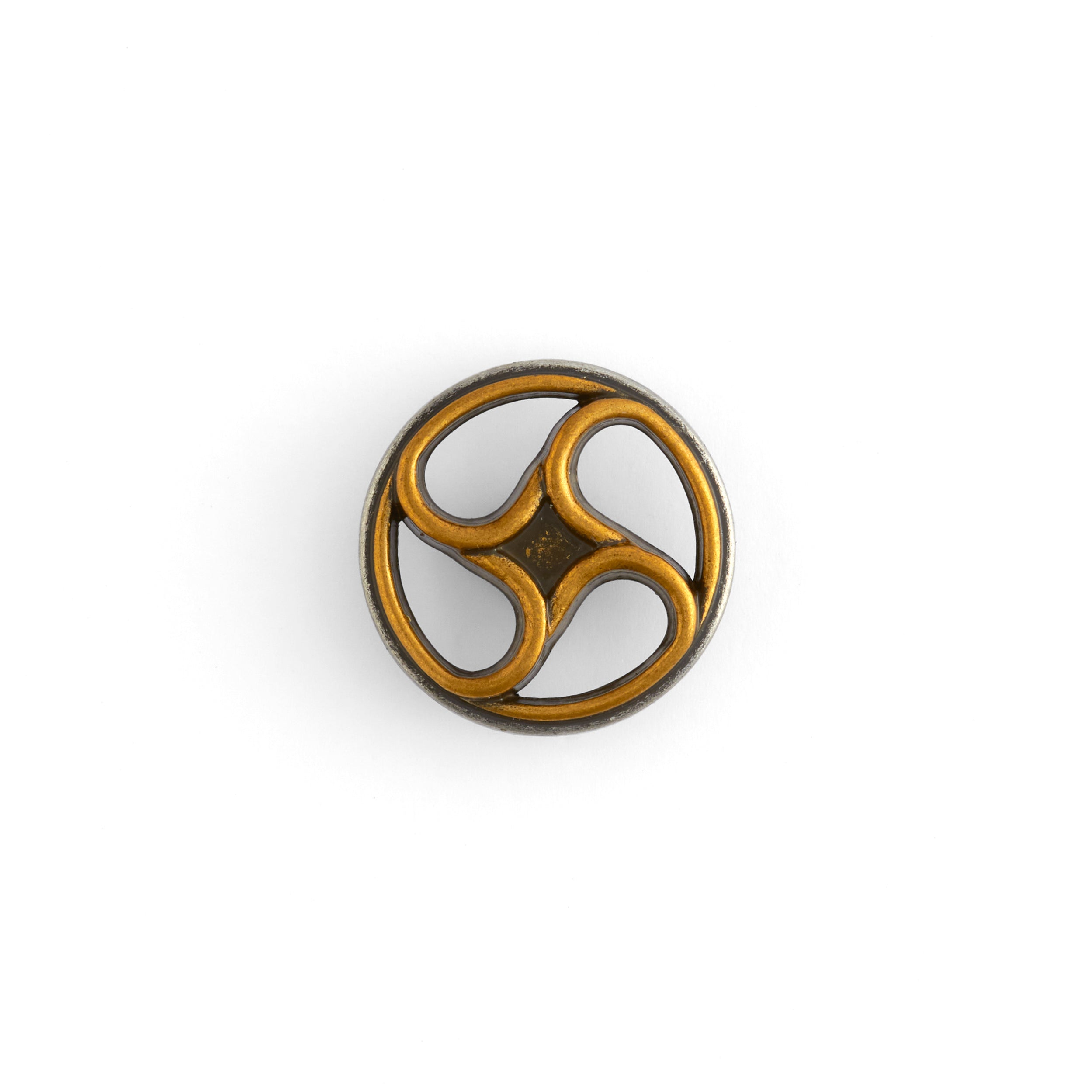 Valve Wheel Steampunk Concho | Tandy Leather — Tandy Leather, Inc.