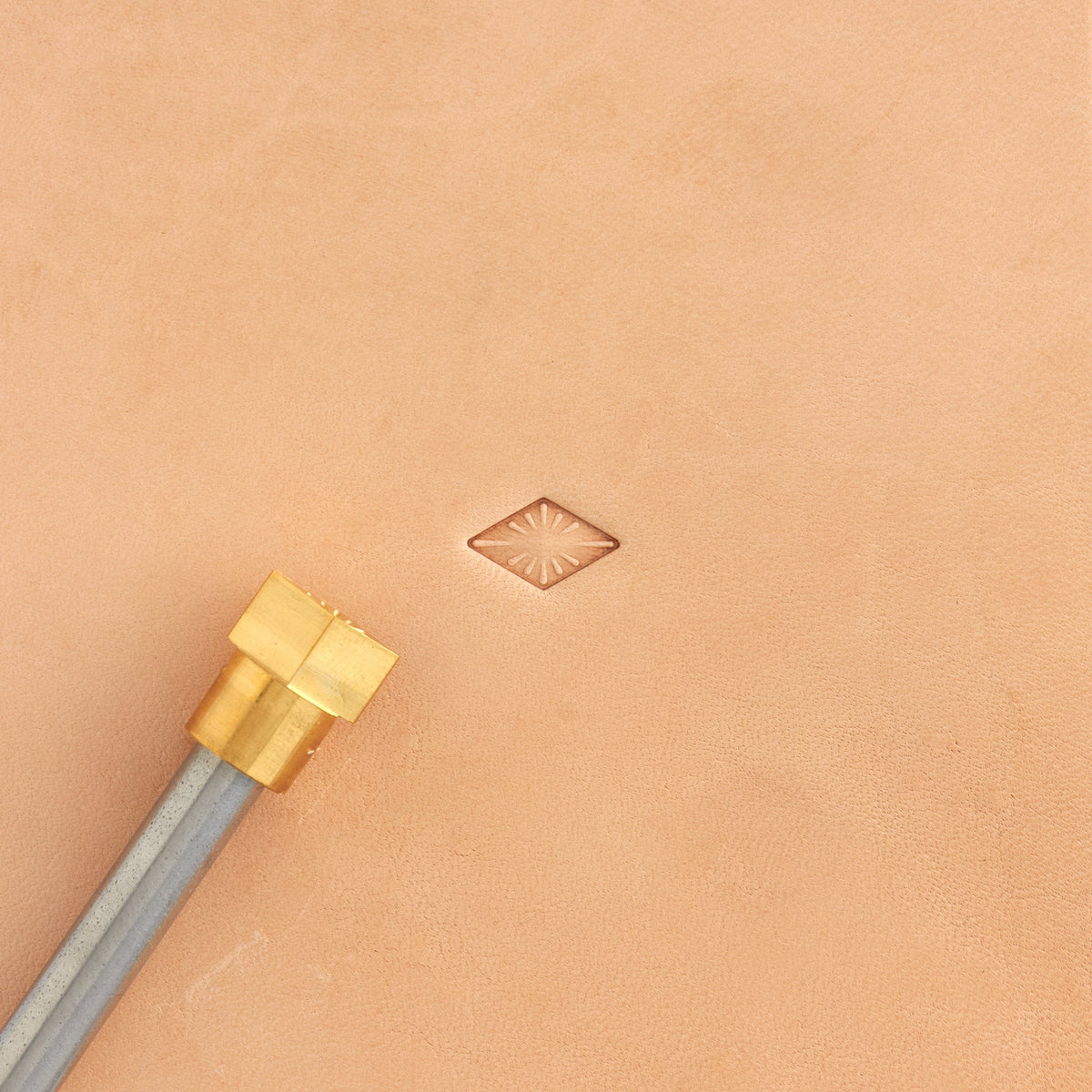 Starlight Diamond Brass Stamp — Tandy Leather, Inc.
