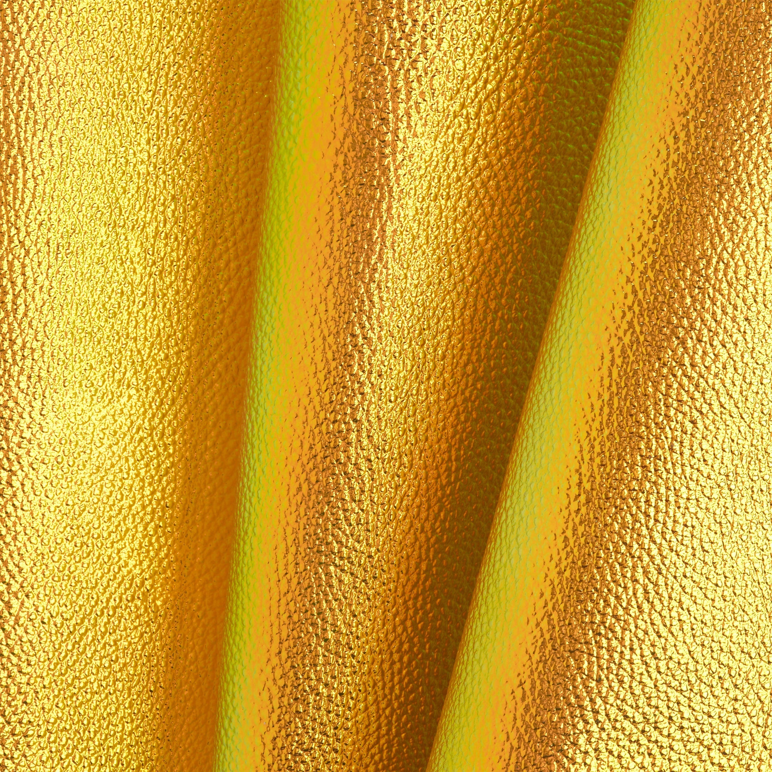 Italian Pebble Grain Iridescent Side — Tandy Leather, Inc.