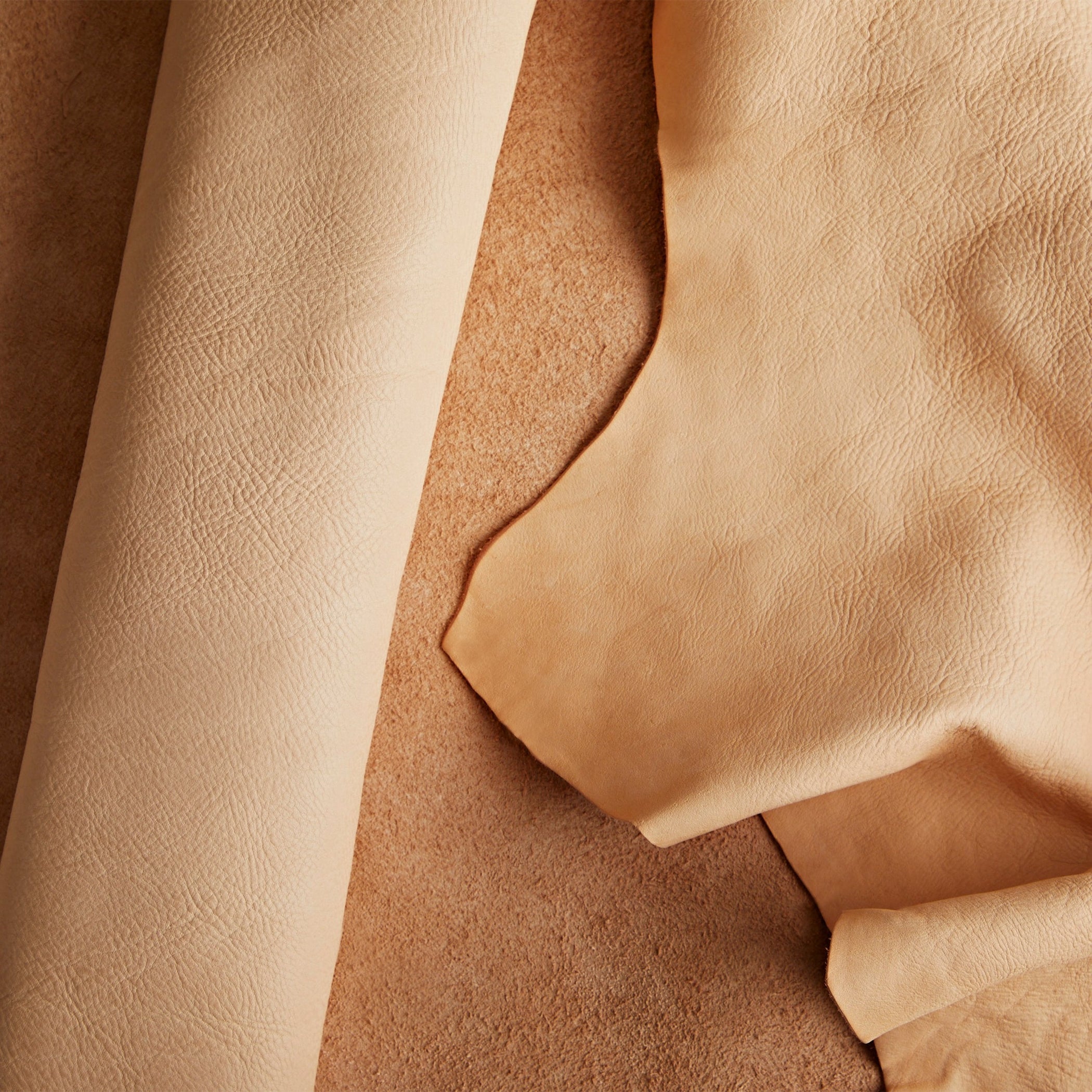 Milled Veg-Tan Single Shoulder — Tandy Leather, Inc.